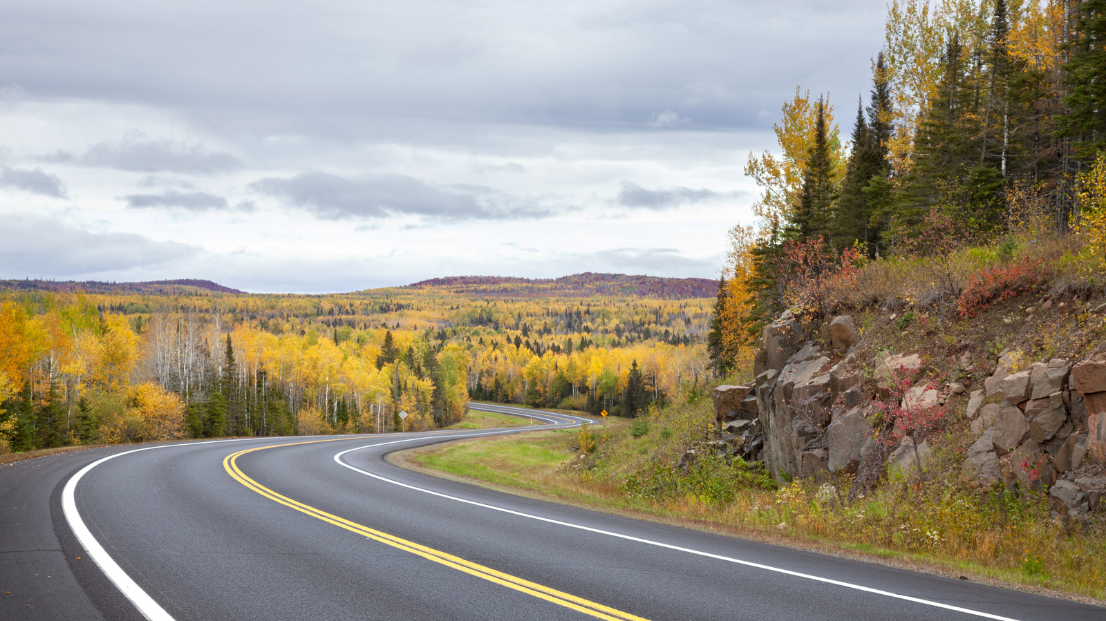 5 Best Drives To Show Off Wisconsin's Range Of Fall Foliage Like No ...