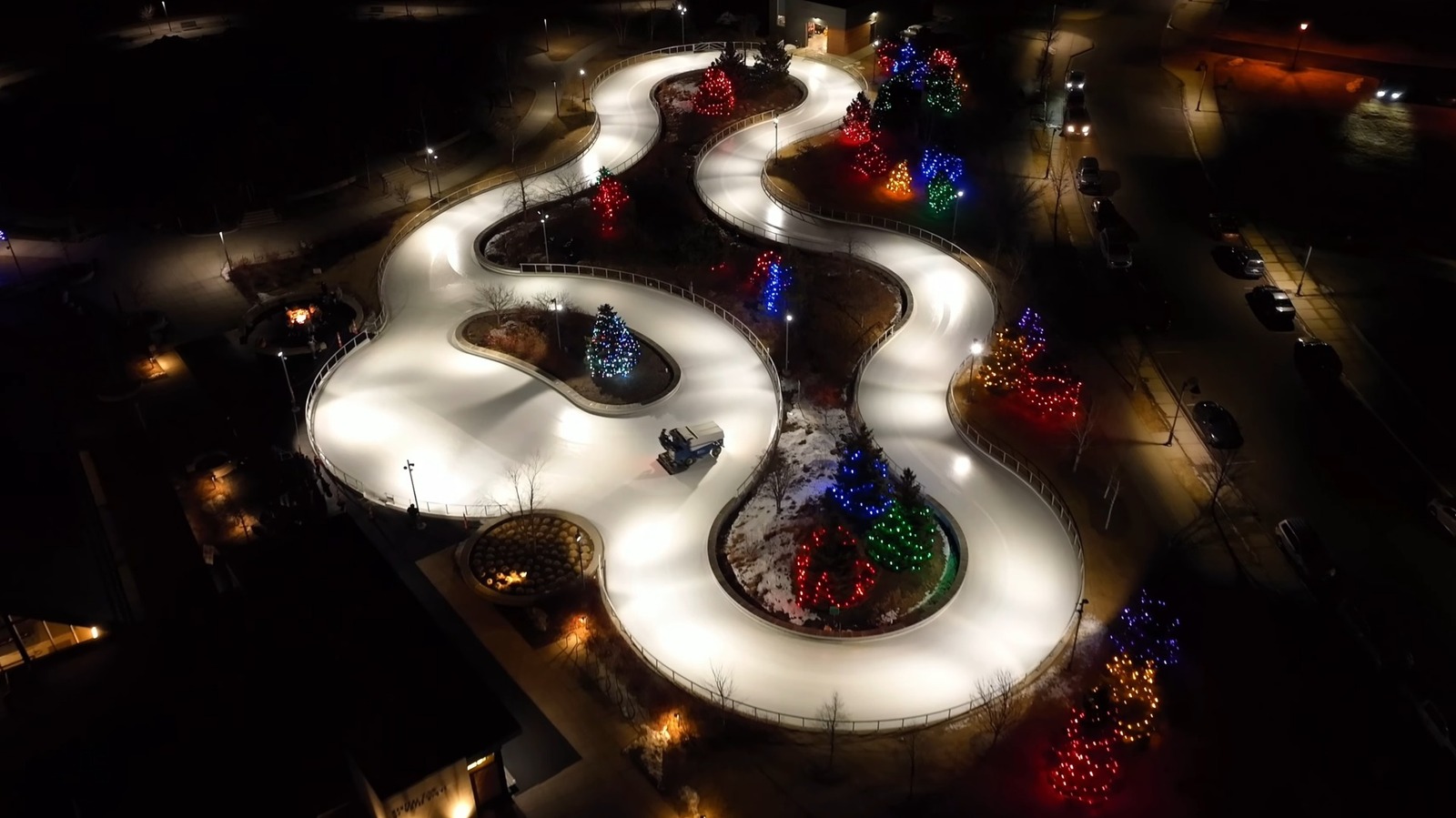 5 Of The Most Magical Outdoor Ice Skating Venues In Minnesota