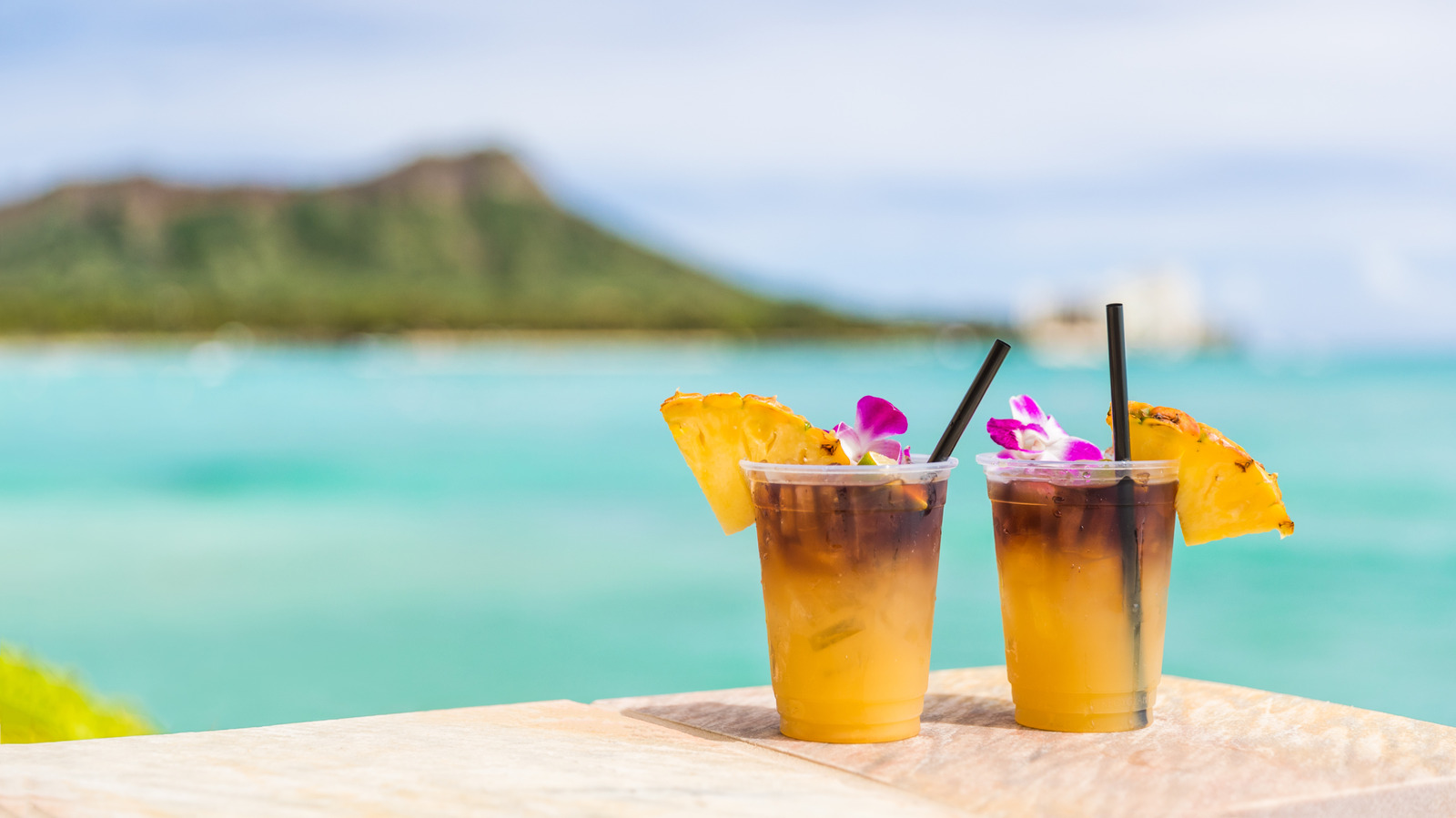 7 Delicious Hawaiian Cocktail Recipes