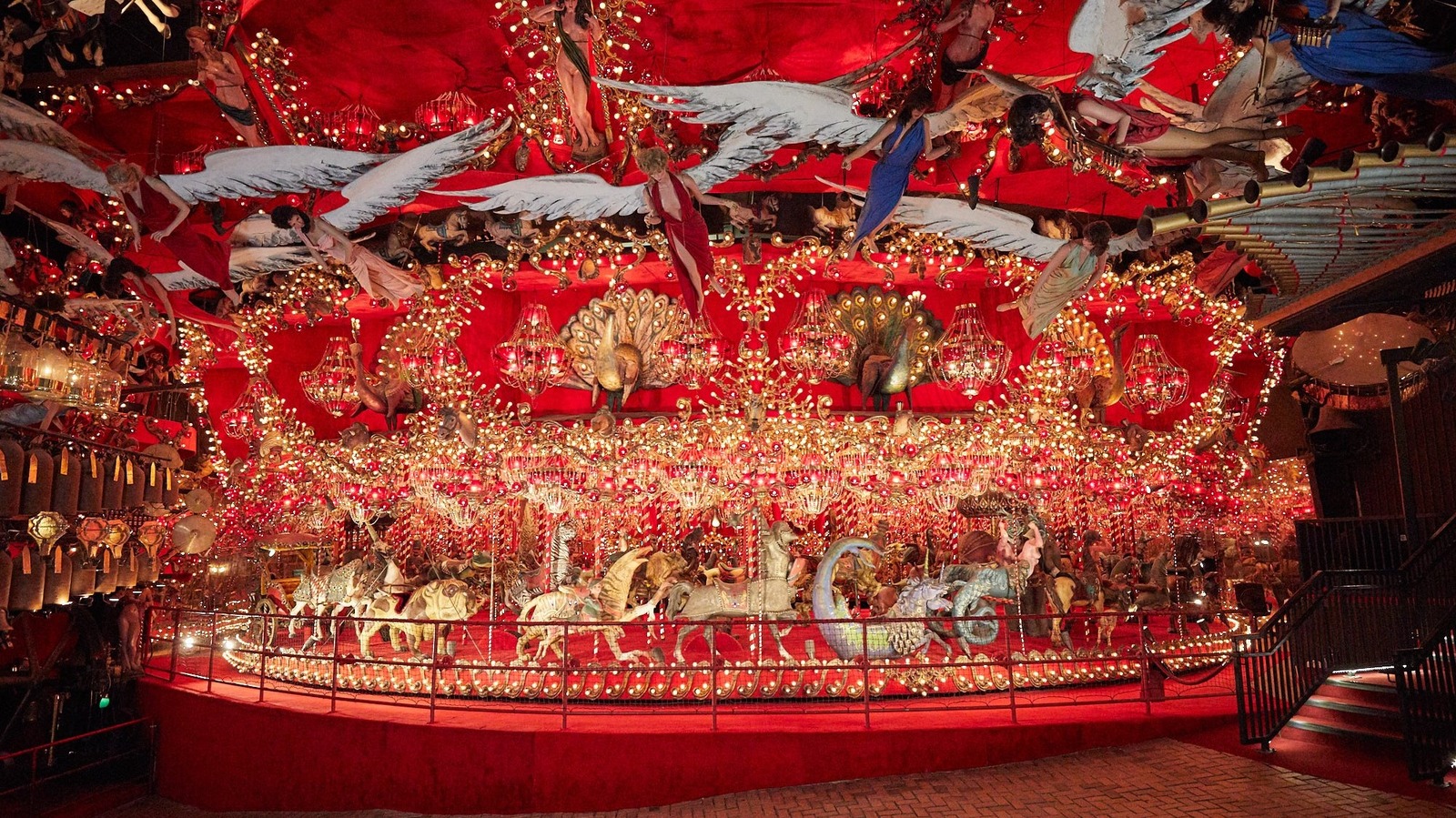 Wisconsin's The House On The Rock Holds The World's Largest Indoor Carousel