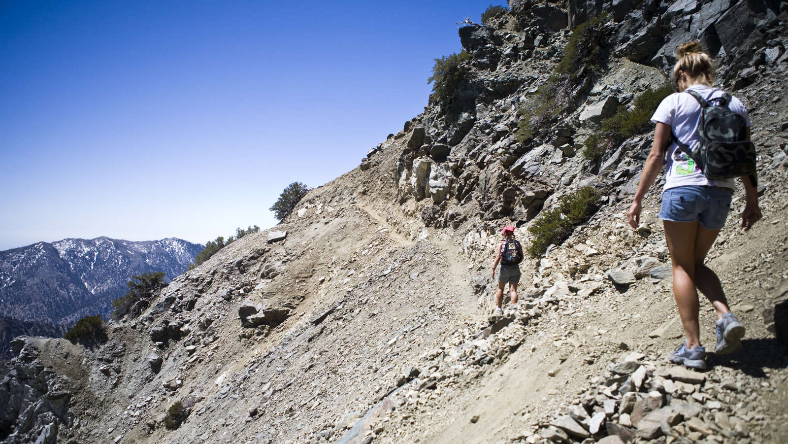 A Canyon Hike Near Mt. Baldy Leads To A Hidden Crystal-Clear California ...