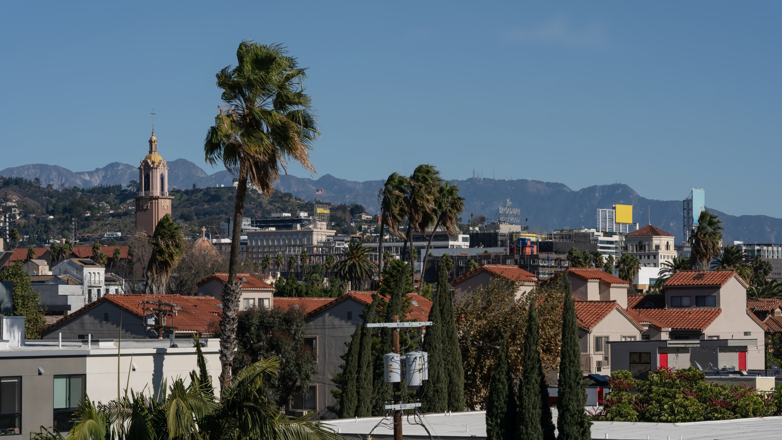 A Hip, Glitzy Rooftop Theater In The Heart Of Hollywood Is California's ...