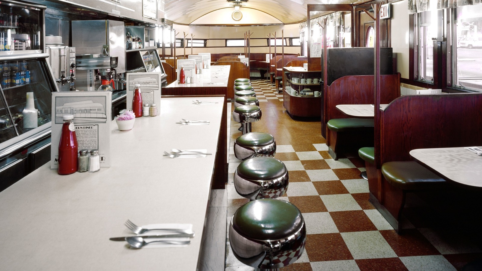 A Historic Retro Dining Delight In Rhode Island Is A Nostalgic Staple ...