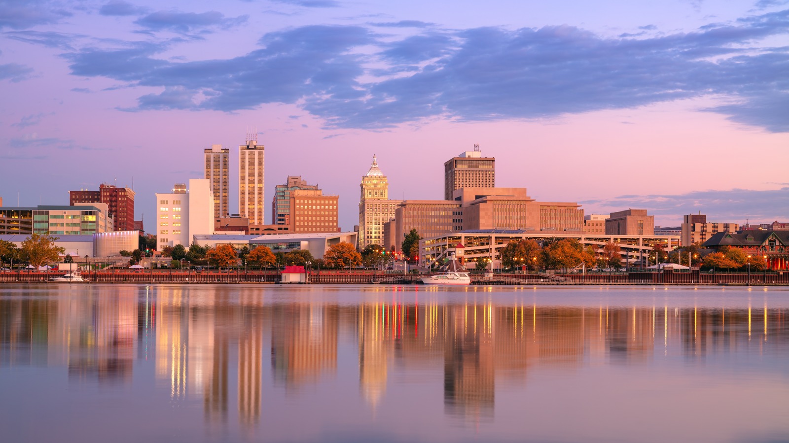 A Lively And Memorable Illinois City Ranks As One Of America's Best To ...