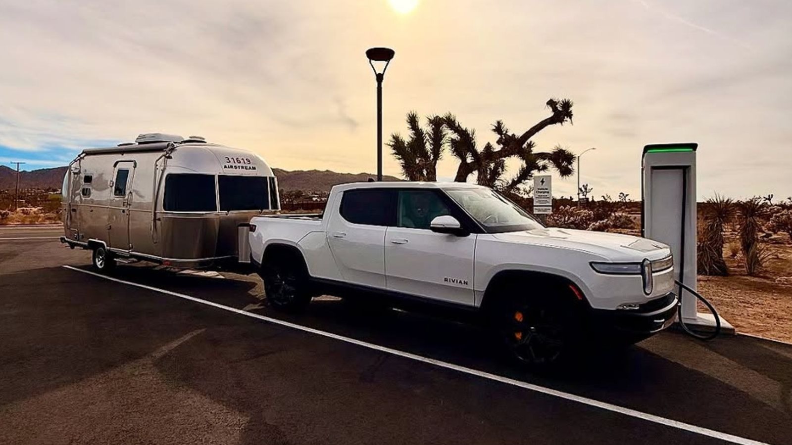 A New EV Charging Station At California's Joshua Tree Is A Cool ...