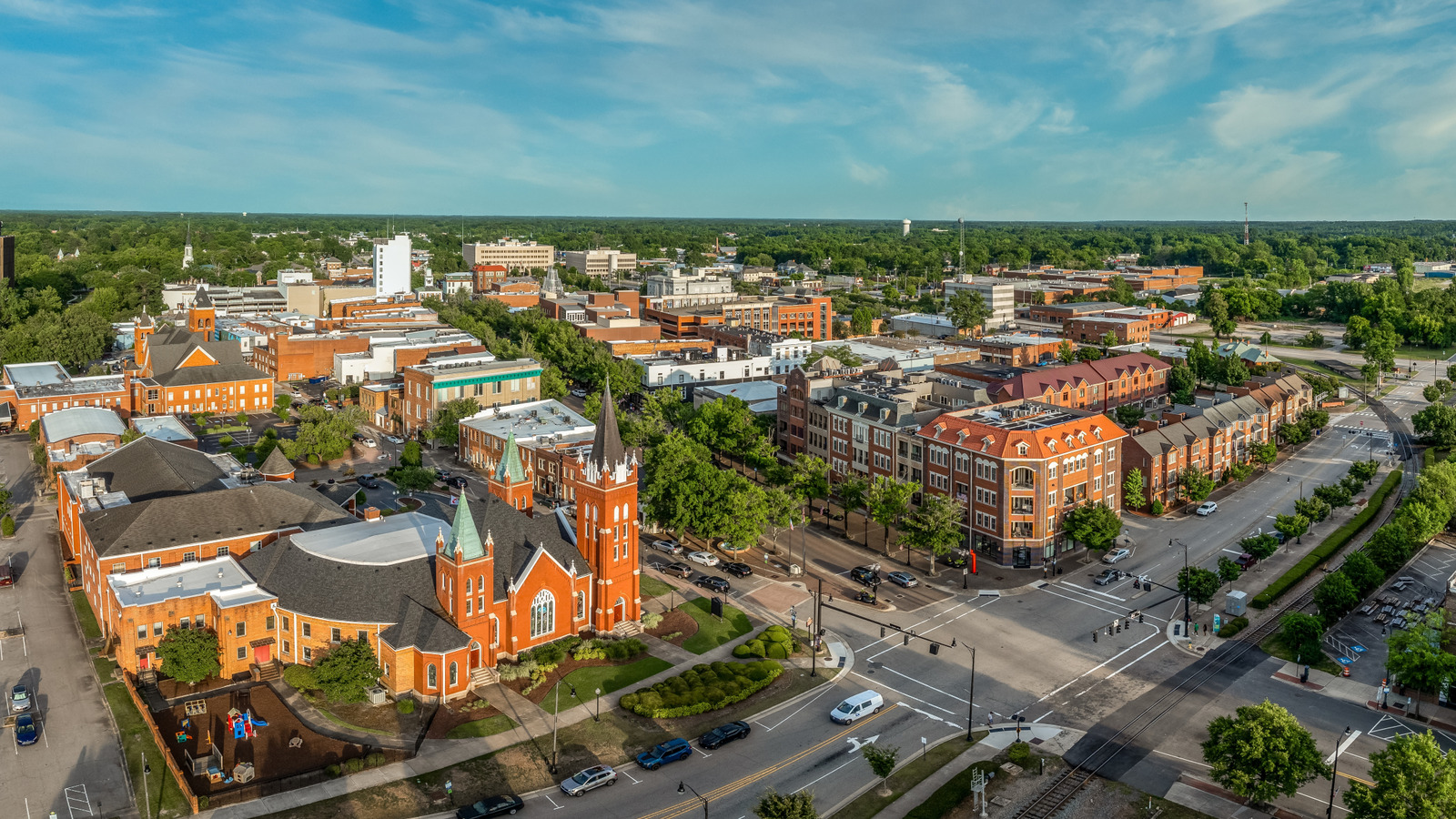 A Popular North Carolina Vacation City Is Considered One Of The Least ...