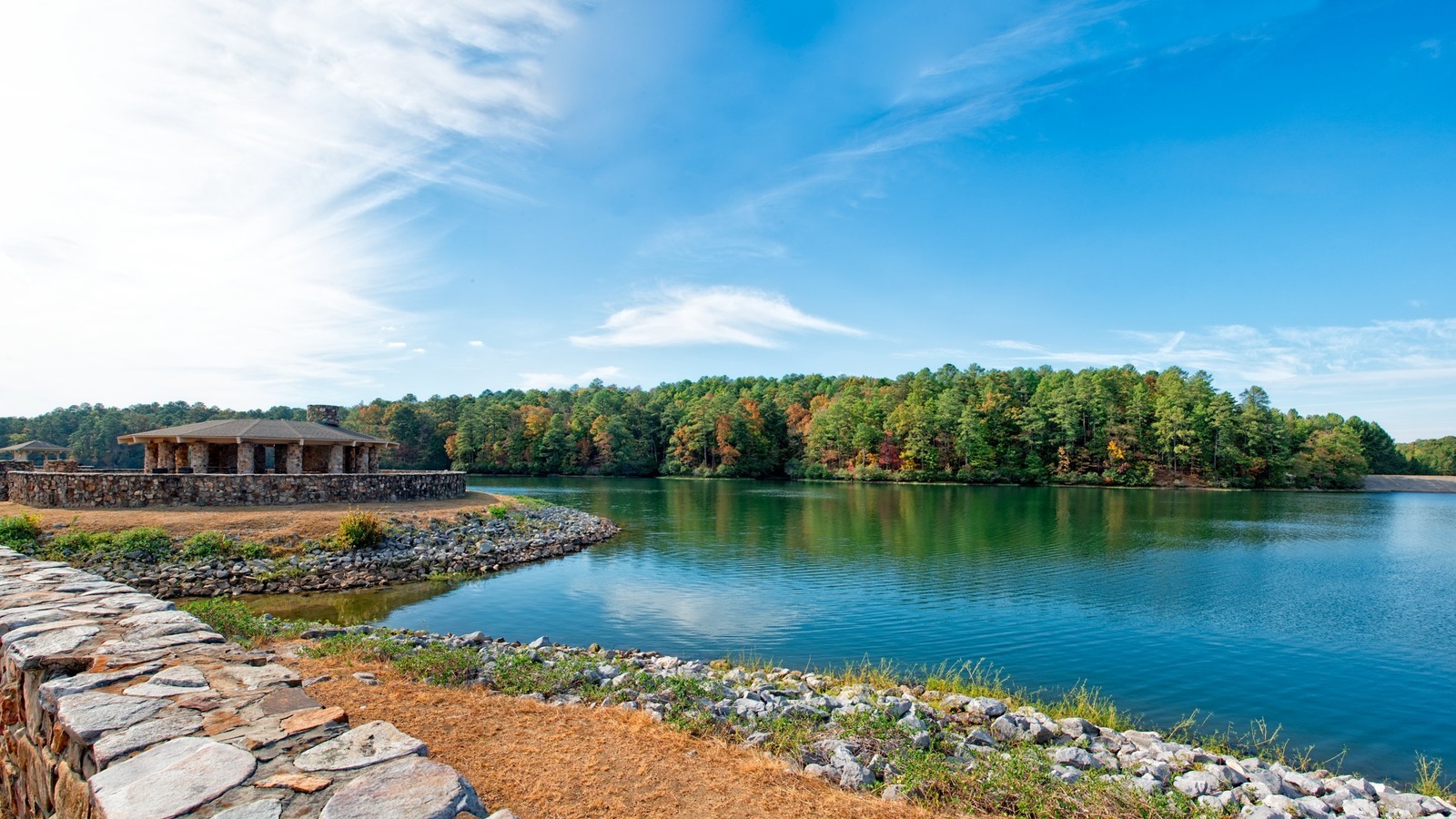 Alabama's Largest State Park Is A Mountain And Lake Paradise Offering ...