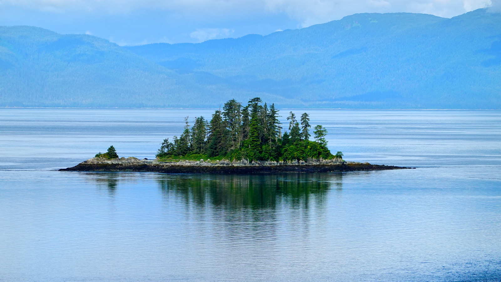 America's 5 States With The Most Islands