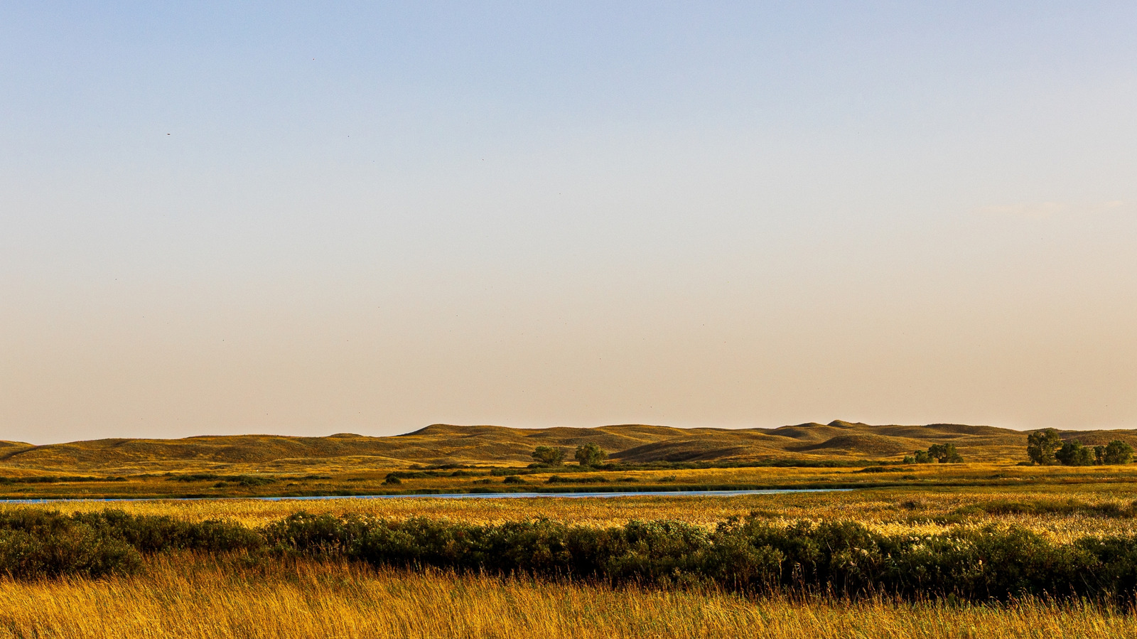 America's 'Road To Nowhere' Is An Underrated Cross-Country Route ...