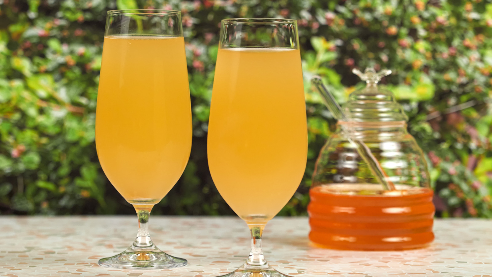 Arizona Is Bursting With Delectable Modern Meaderies, Here Are 5 Of The ...