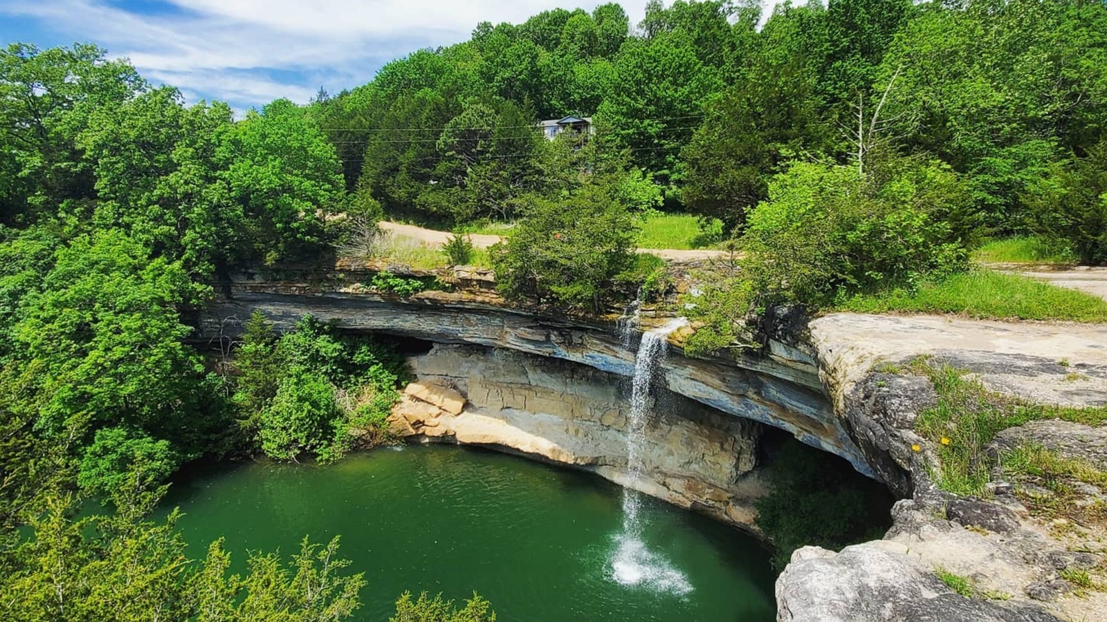Arkansas' Secret Cove Is A Secluded Ozark Paradise Of Enchanting ...