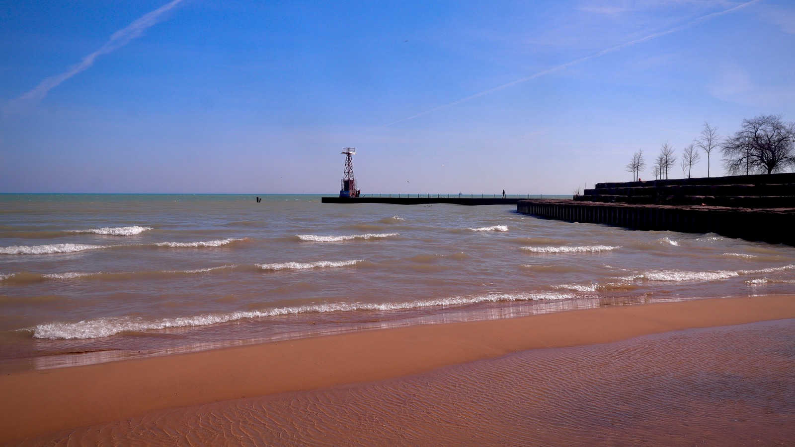 Avoid Chicago Crowds At The Family-Friendly Foster Avenue Beach