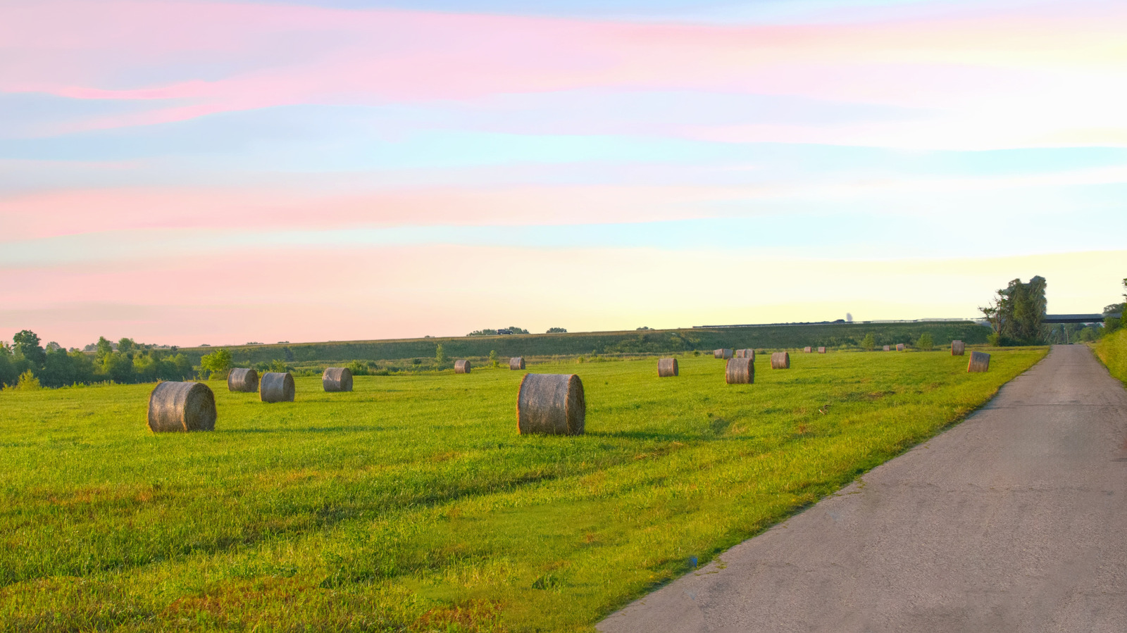 Between Fort Wayne And Bluffton Is Indiana's Creekside Haven With A ...