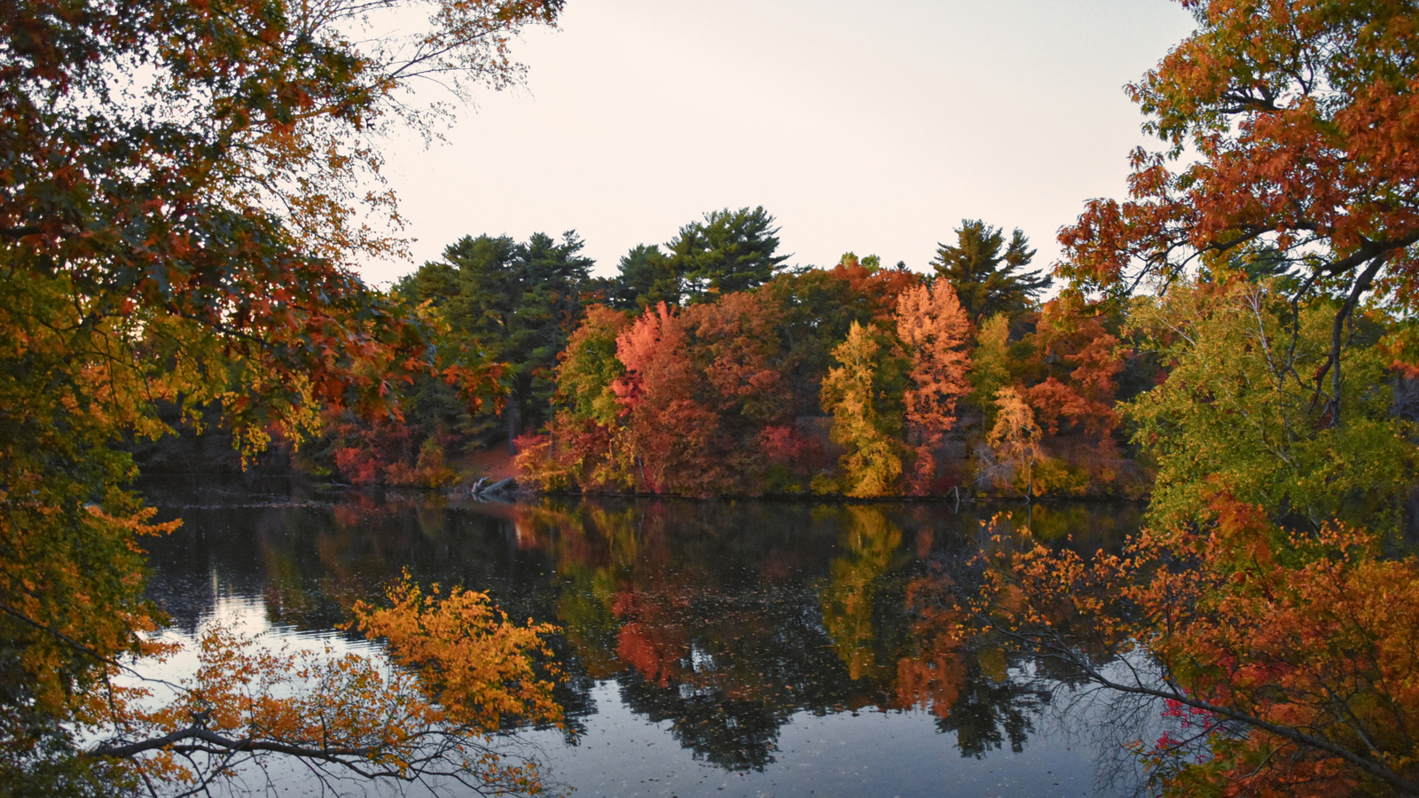 Between Providence And Worcester Is A Rhode Island Gem With Fairytale ...
