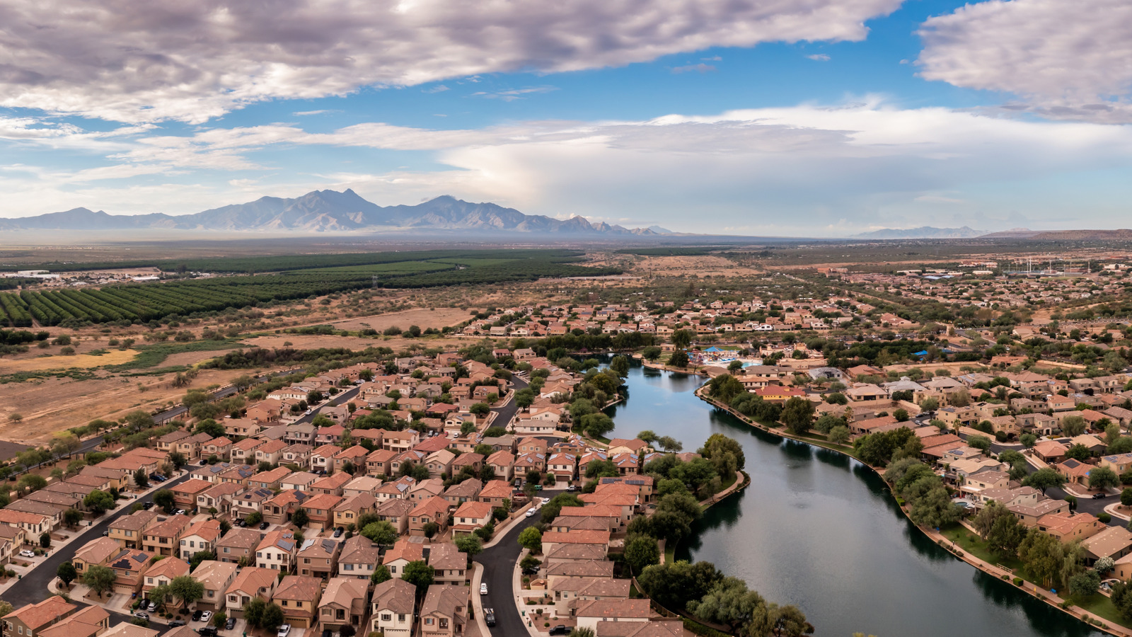 Between Tucson And The Mexican Border Is A Retirement Hot Spot With ...