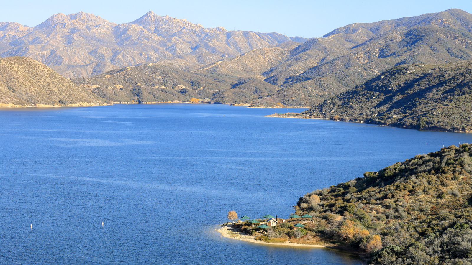California's 5 Best Camping Spots At Silverwood Lake, According To Reviews