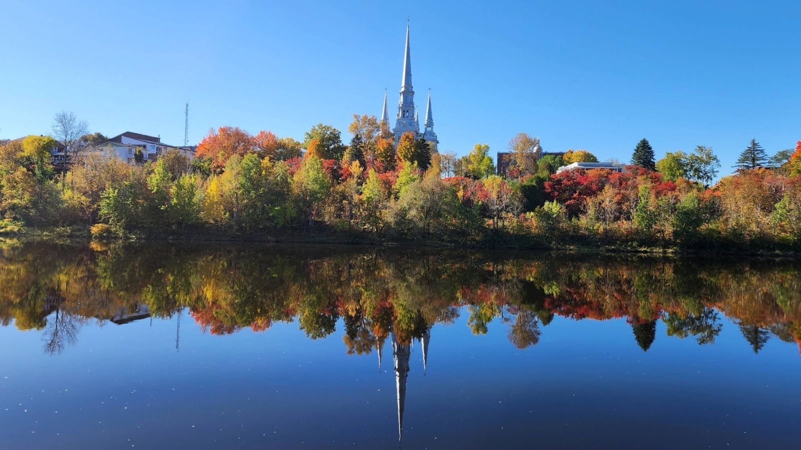 Canada's Underrated City Near The Maine Border Is A Riverfront Darling ...