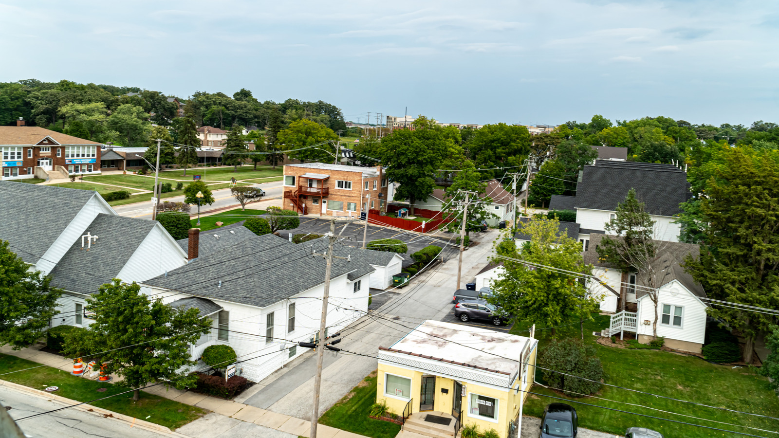 Chicago's Charming Suburb Is A Lively Midwest Getaway With Pristine ...