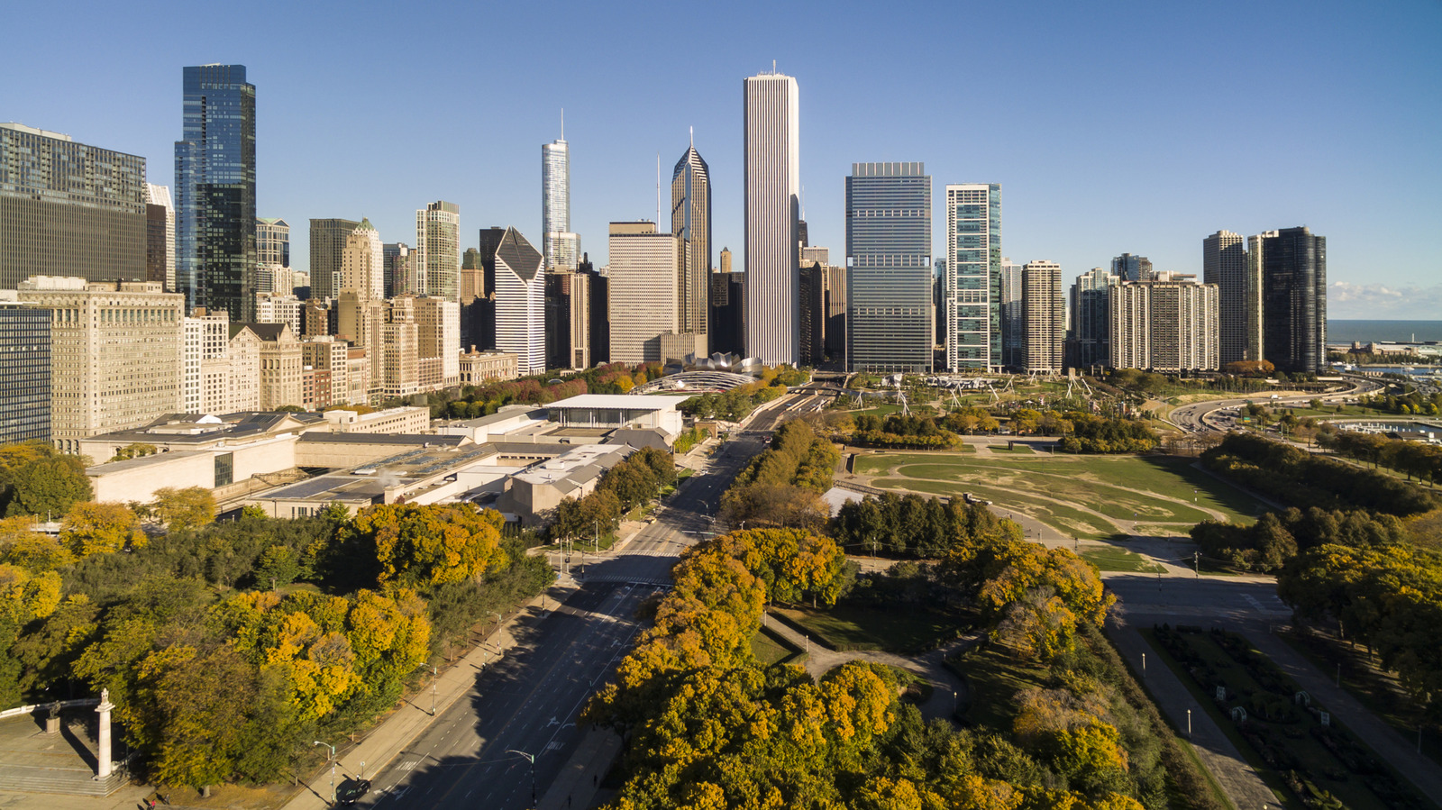 Chicago's 'Secret Garden' In Millennium Park Is A Serene Break From The ...