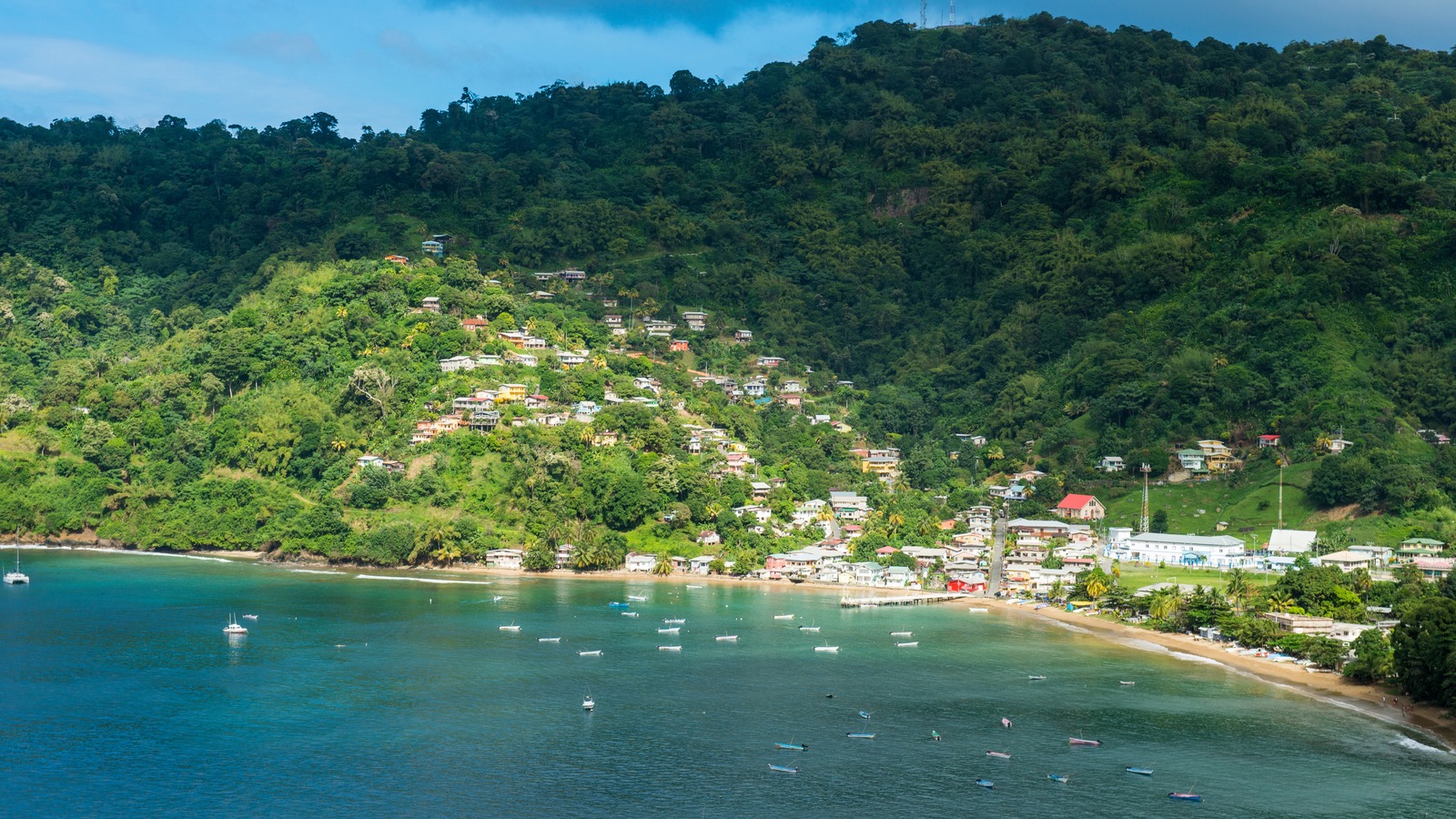 Enjoy A Classic Caribbean Vacation At This Bayside Village With Small ...