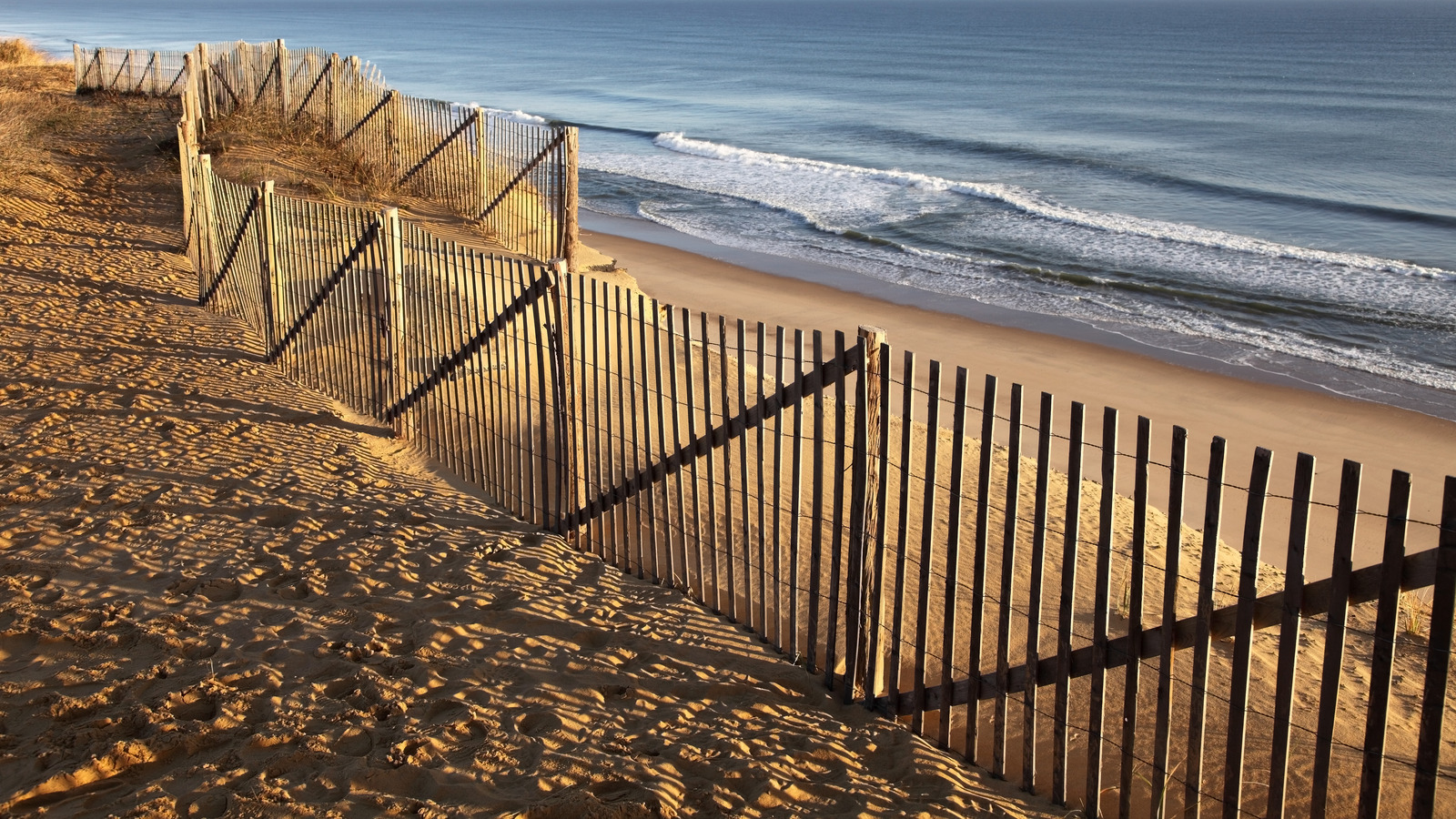 Enjoy The Beachy Beauty Of Cape Cod Hotspots Without Crowds At This ...