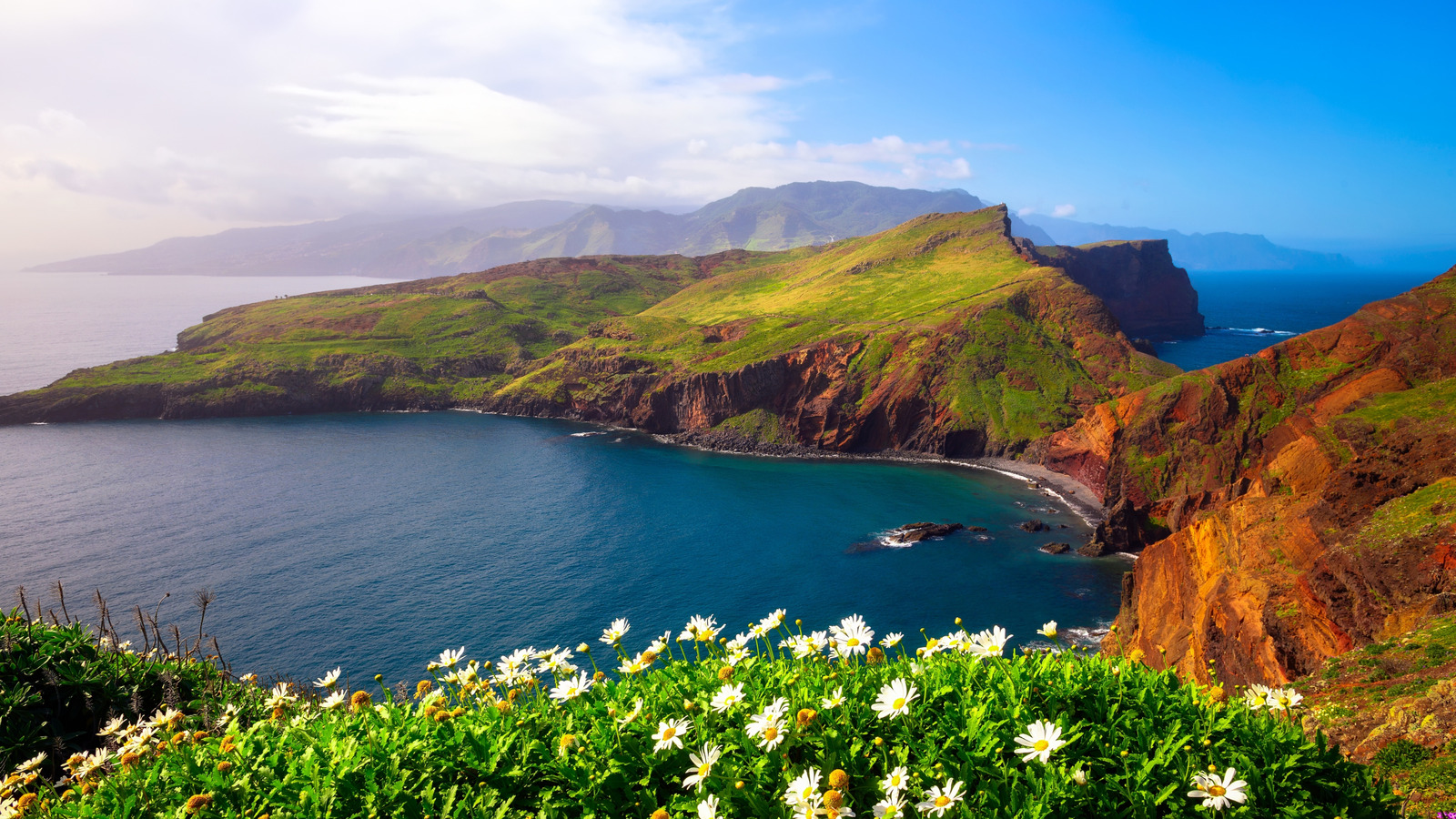 Essential Travel Hacks For Your Vacation To Madeira, The Island Known ...