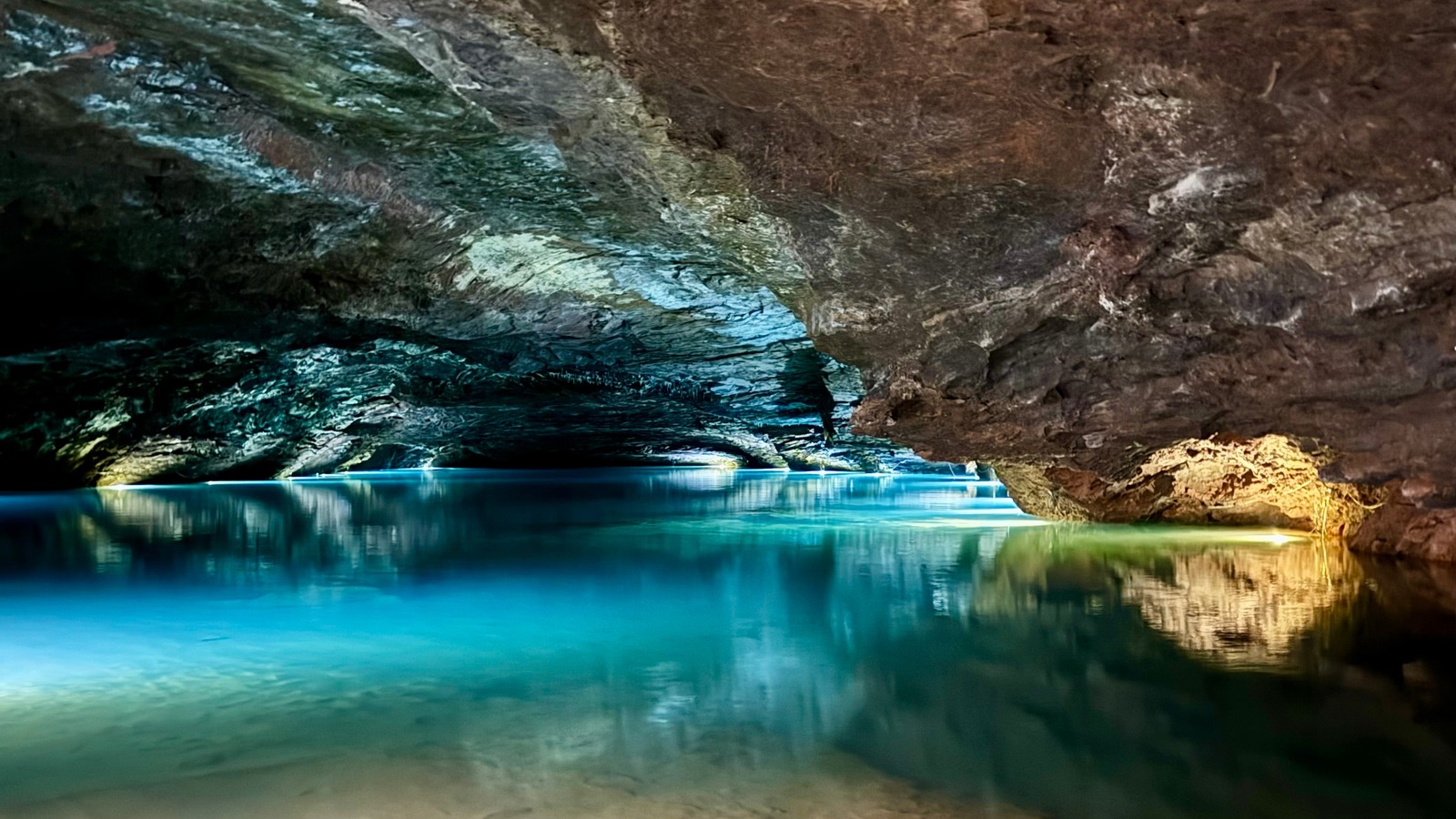 Explore The US' Largest Underground Lake On This Bucket List Glass-Bottom Boat Adventure