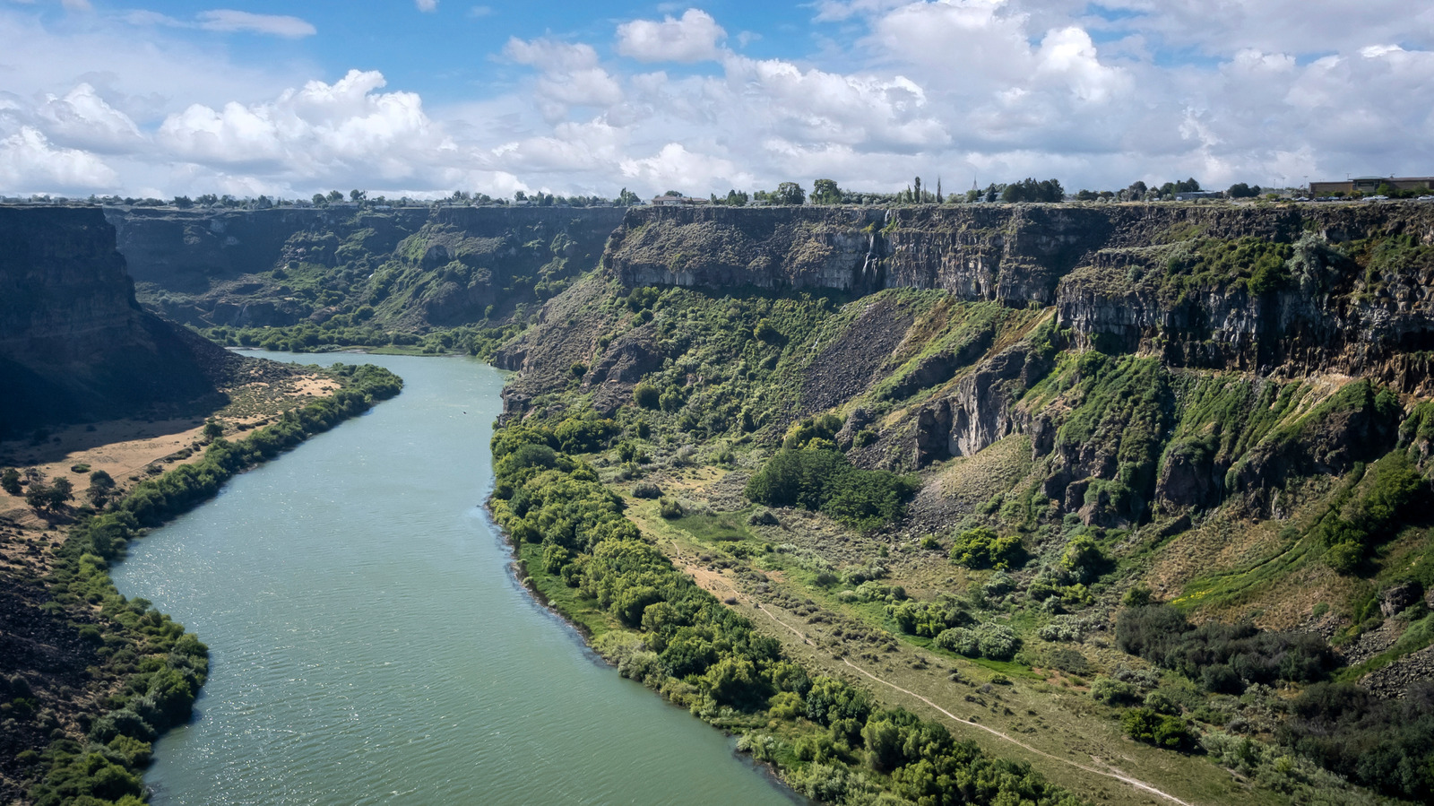 Forget Florida, Retire To This Pacific Northwest City With Affordable ...