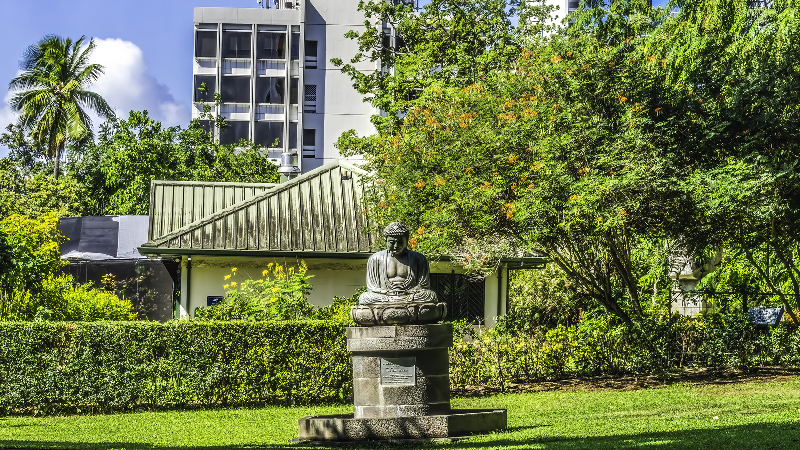 Hawaii's Oldest Botanical Garden Is A Wildly Underrated Gem Hidden In ...