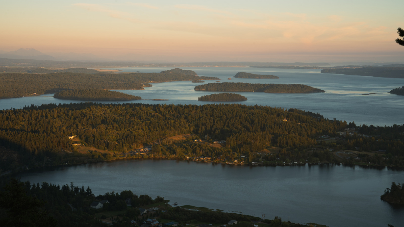 Hidden On Goat Island Is Washington's Abandoned Military Fort Urban ...