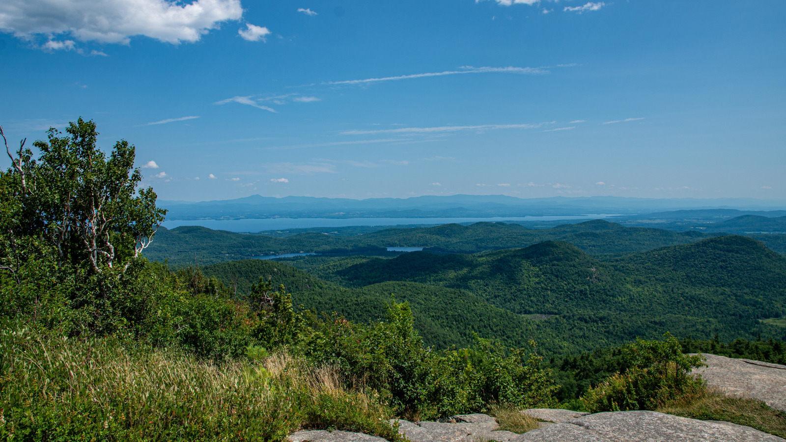 Hikers Flock To This Adirondack Mountain's Challenging Cliffs For Views ...