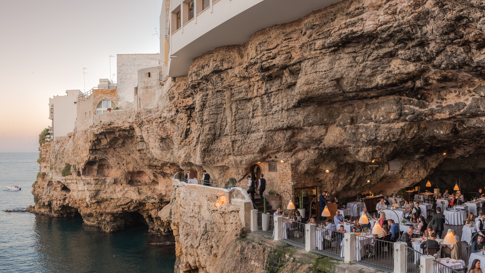 Italy's Most Romantic Restaurant For Unparalleled Sunset Views Is A ...