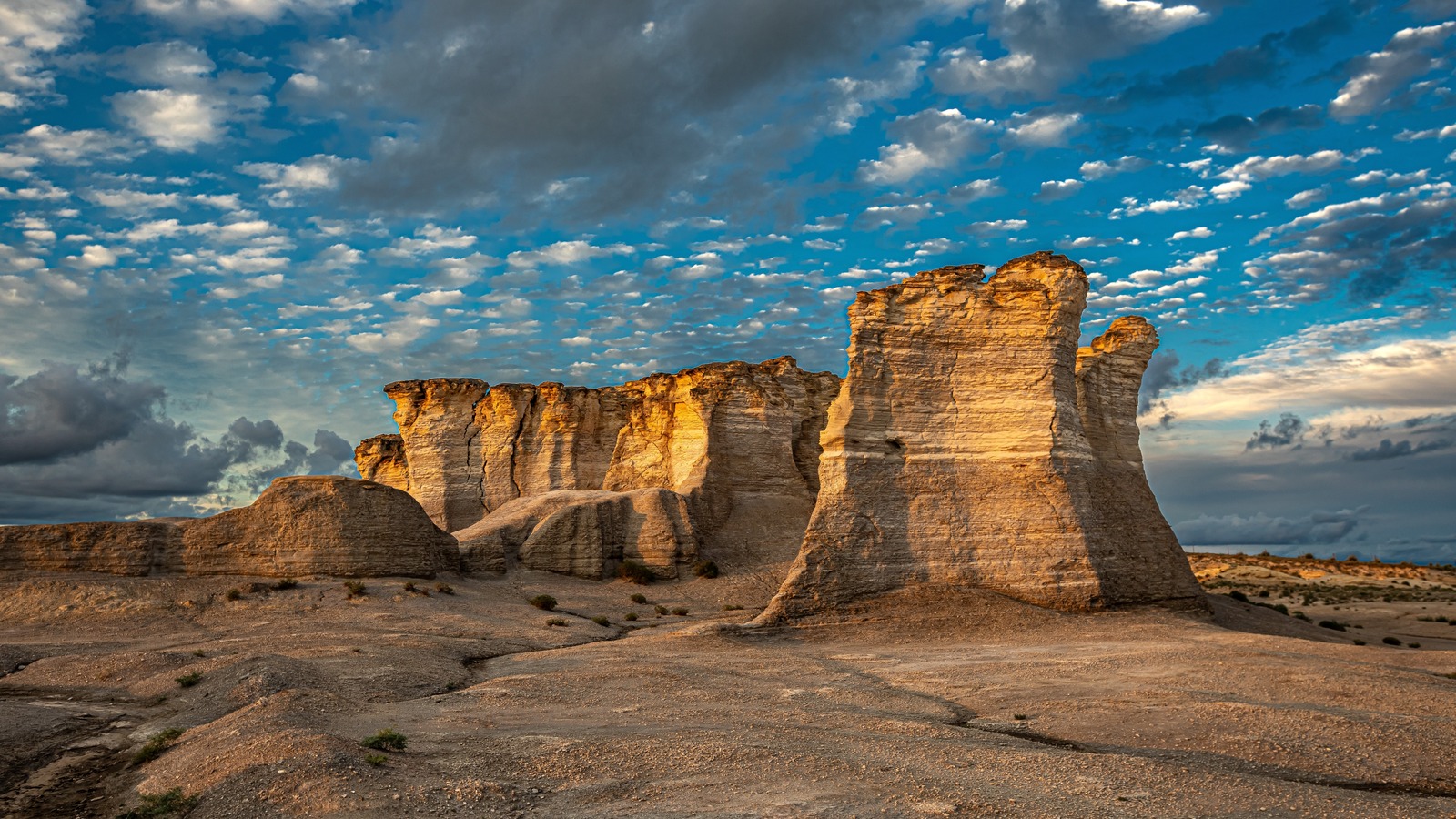 Kansas' First National Landmark Is A Natural Wonder Spread Across A ...