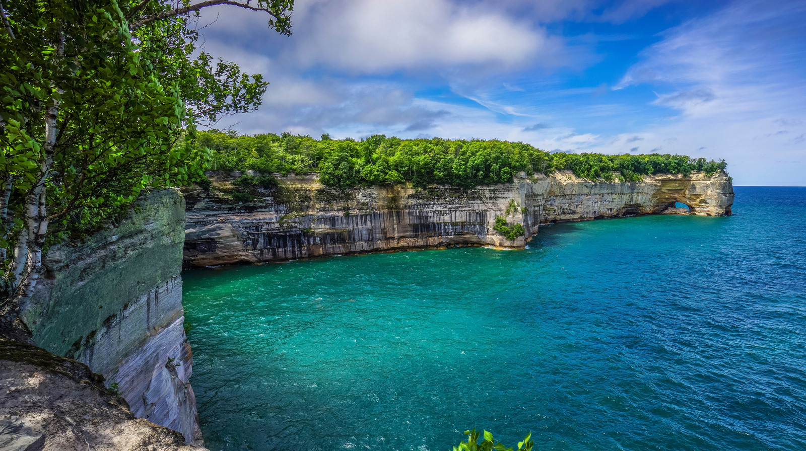 Kayak Through Pristine Waters And Breathtaking Waterfalls In Michigan's ...
