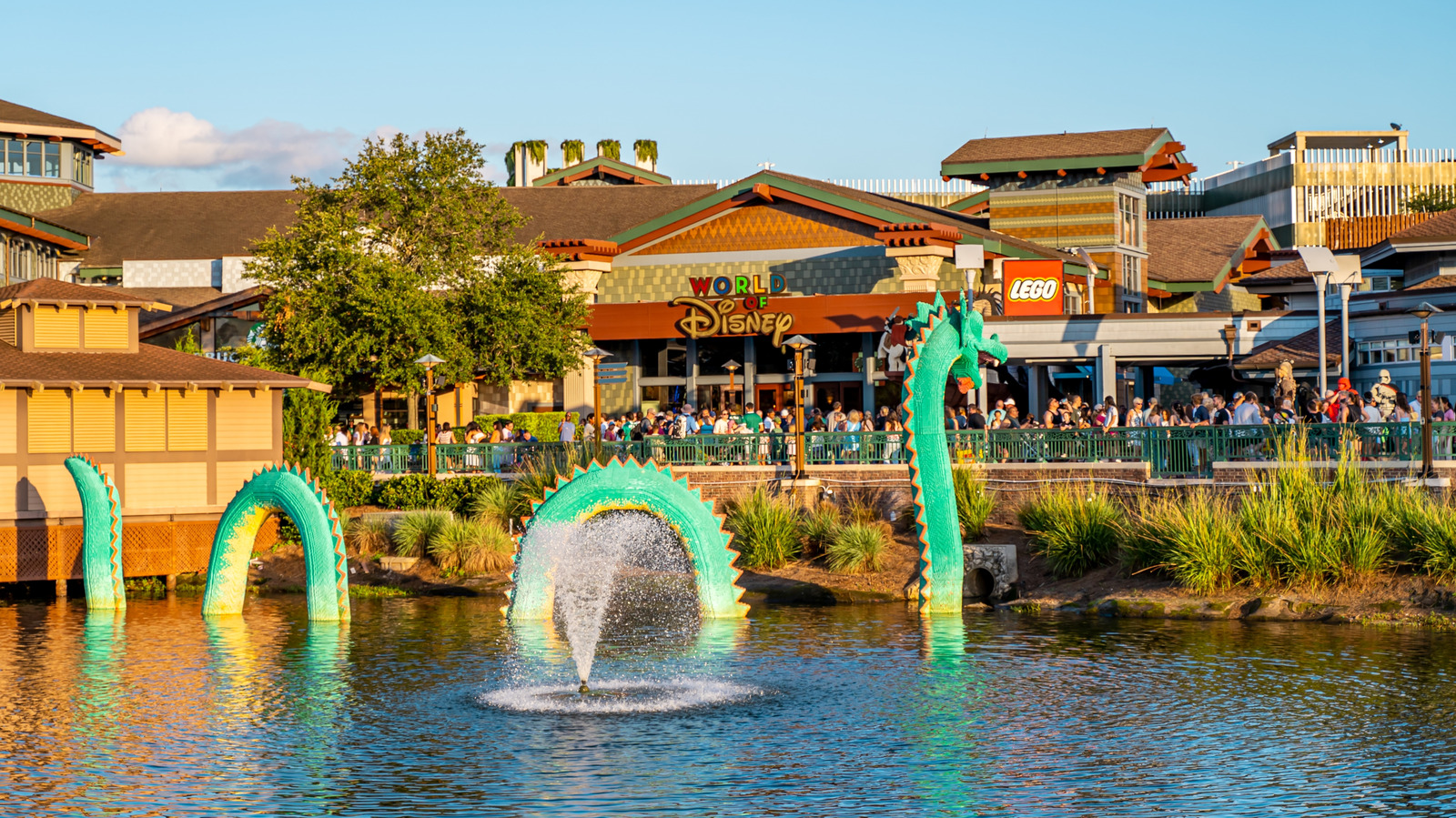 Between Tampa And Orlando Is Florida's Most Magical Family-Friendly ...