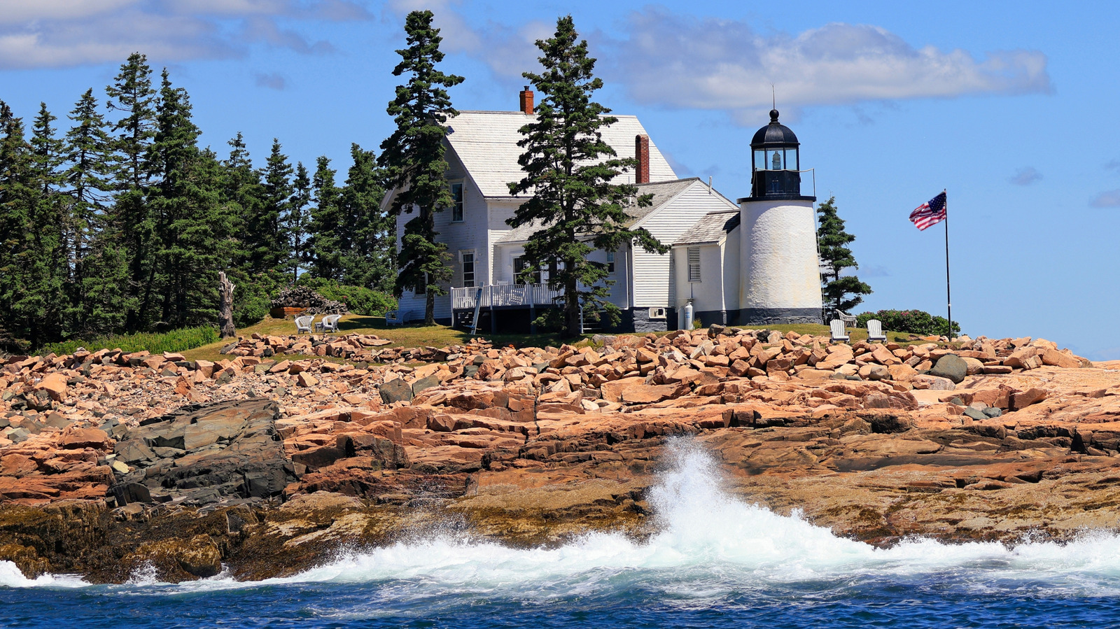 Maine's Coastal Town Near Acadia National Park Is An Artsy Gem For A ...