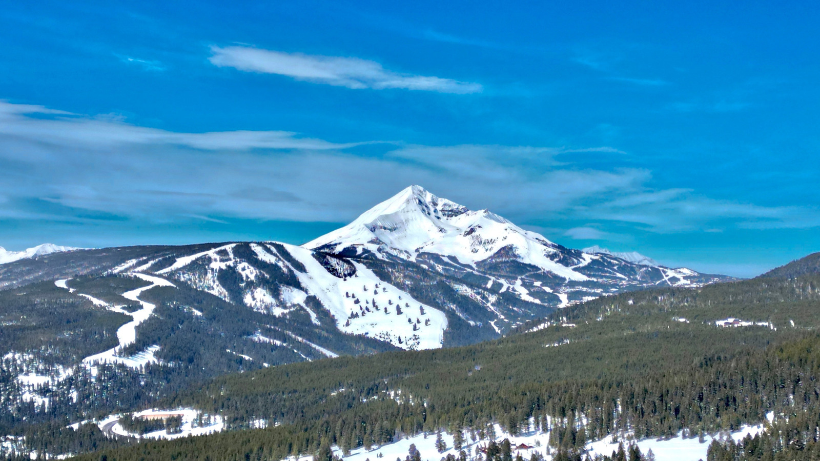 Montana's Premier Ski Resort Offers A Scenic Ride To One Of The Highest ...