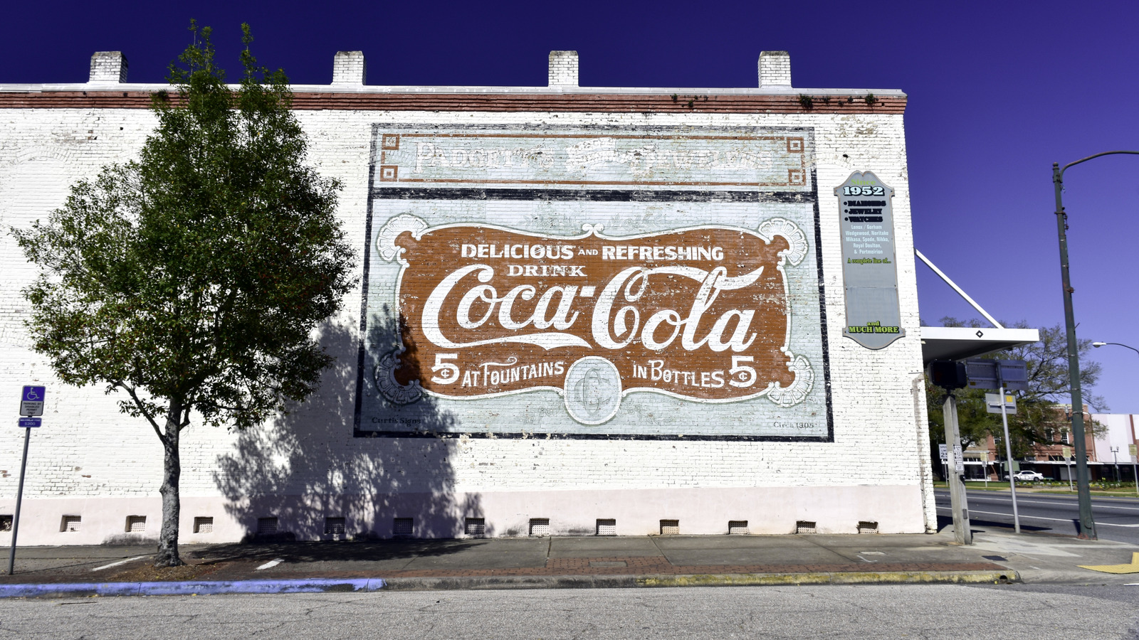 Near Tallahassee Is Florida's Underrated 'Coca Cola Town', Perfect For ...