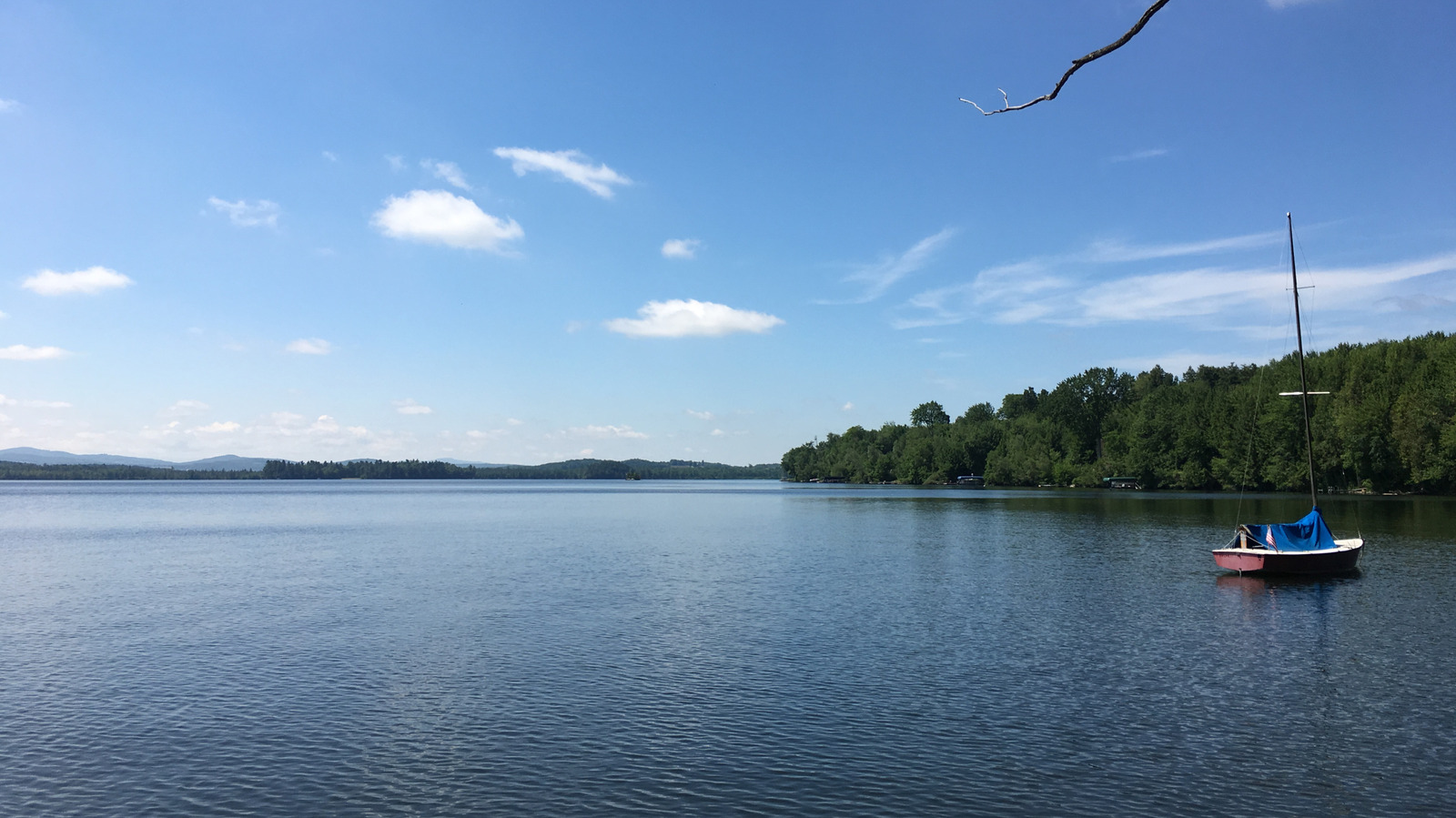 Nestled Between Stowe And Montreal Is Vermont's Scenic State Park For ...
