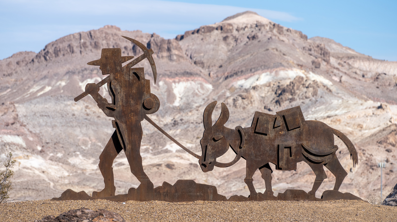 Nevada's 'Gateway To Death Valley' Is A Scenic Town Brimming With Wild ...