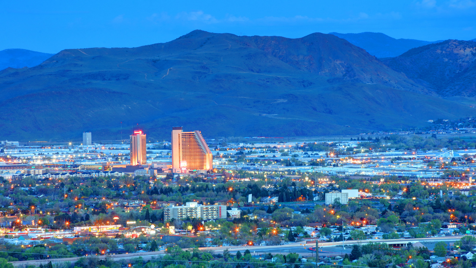 Nevada's Underrated Desert City With A Beautiful Victorian Square Is A ...