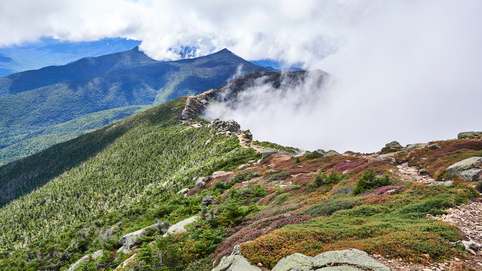 New England's Most Infamous Loop Hike Is America's 2nd Toughest Full Of ...