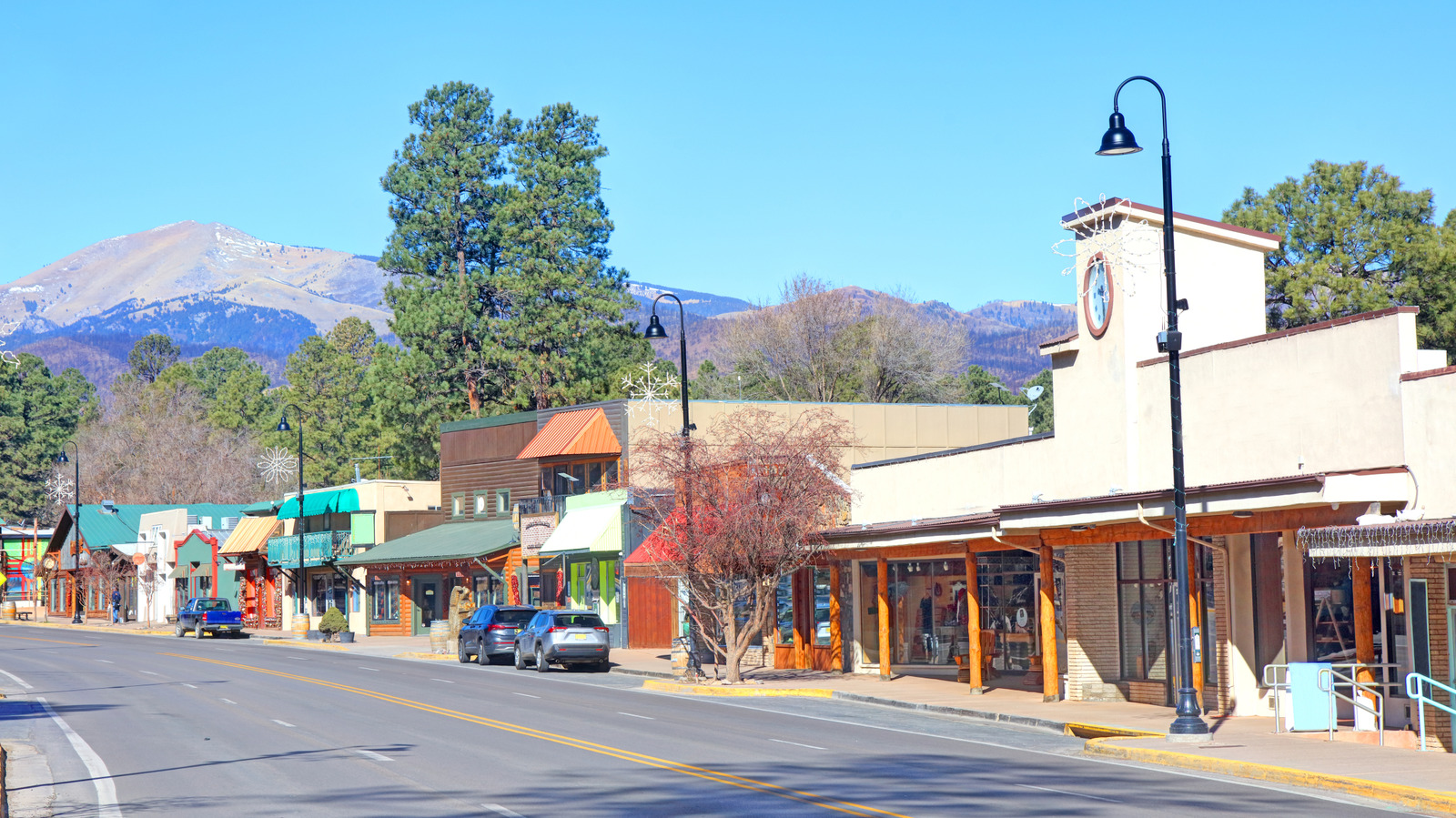 New Mexico's Mountain Resort Town Is A Quirky, Charming Getaway With ...