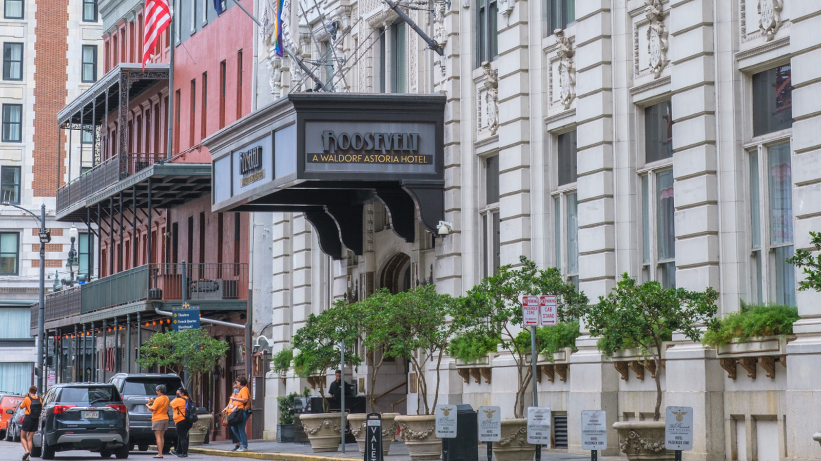 The Sazerac Bar In New Orleans Is Where America's First Cocktail Reigns