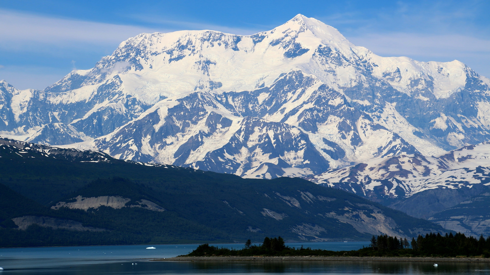 North America's 'Man Eater' Is A Massive US Mountain With ...