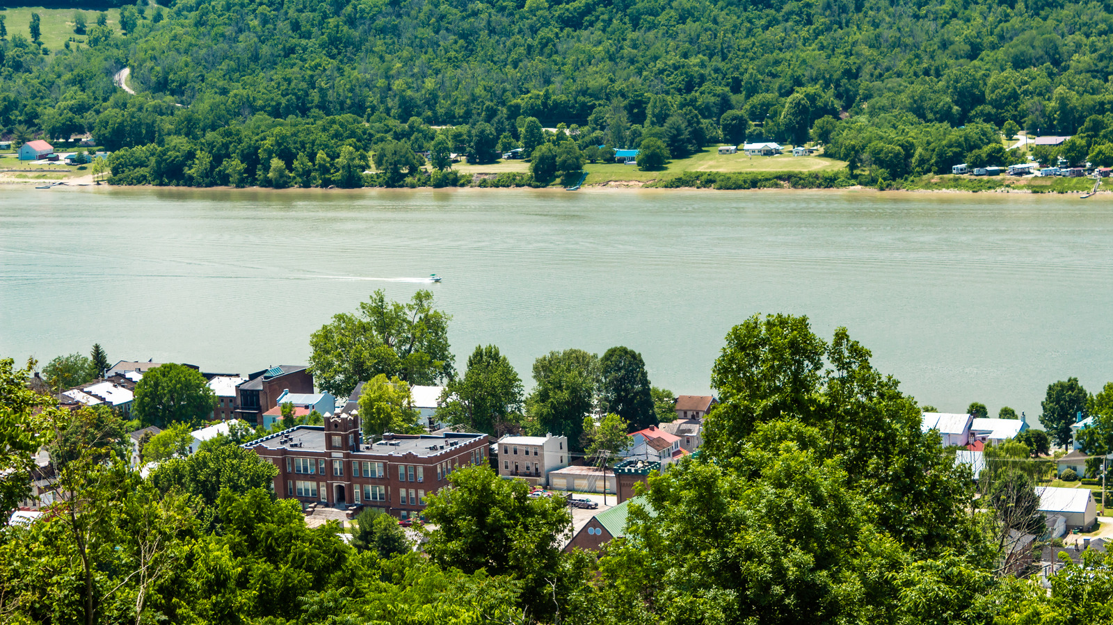 One Hour From Cincinnati Is Ohio's Scenic Riverfront Village Boasting ...