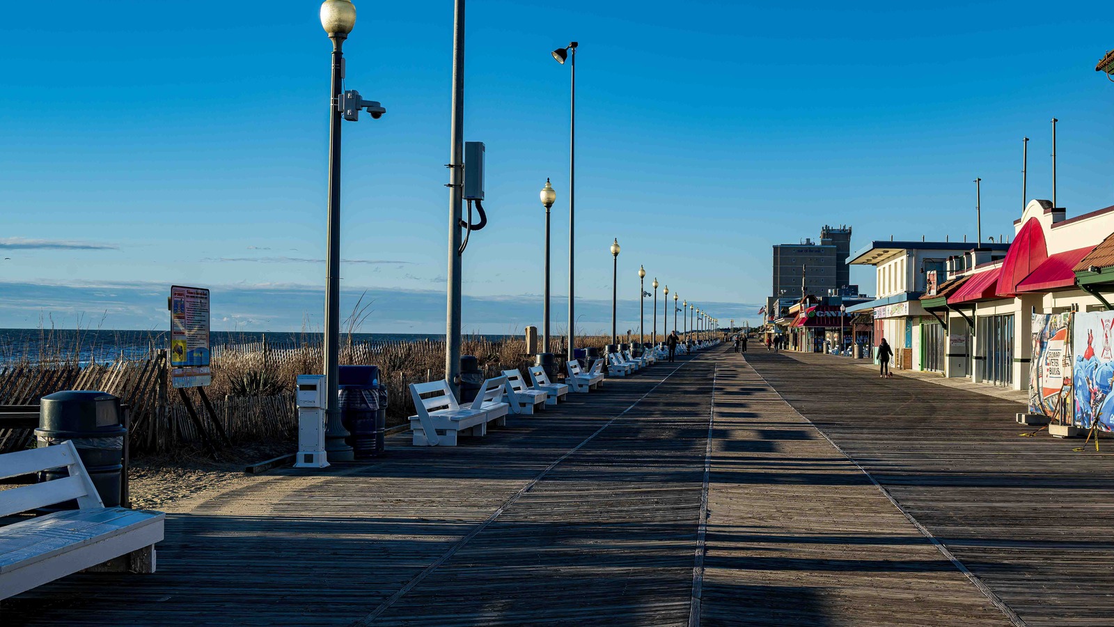 One Of America's Best Boardwalks Is A Delaware Gem Lined With Food ...