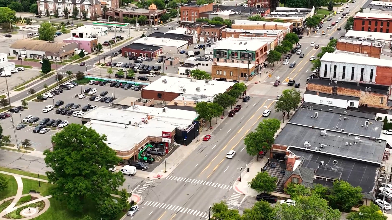 One Of America's Best Main Streets Is Tucked Away In This Michigan City ...