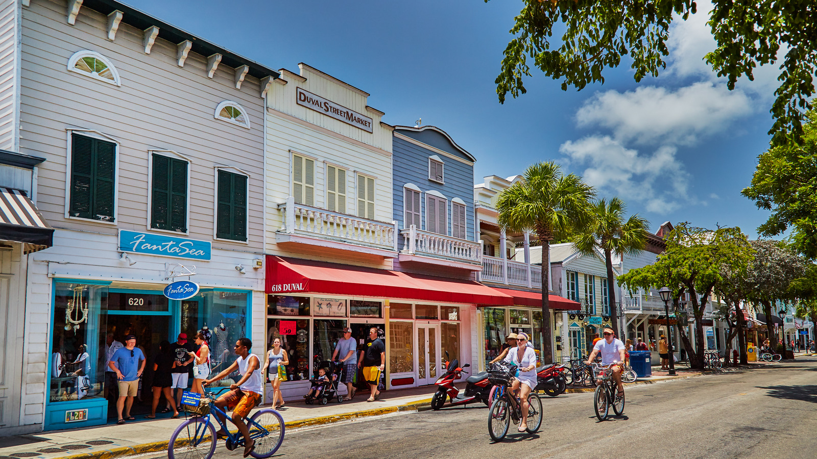One Of Florida's Oldest And Most Famed Bars Is A Legendary Key West Classic