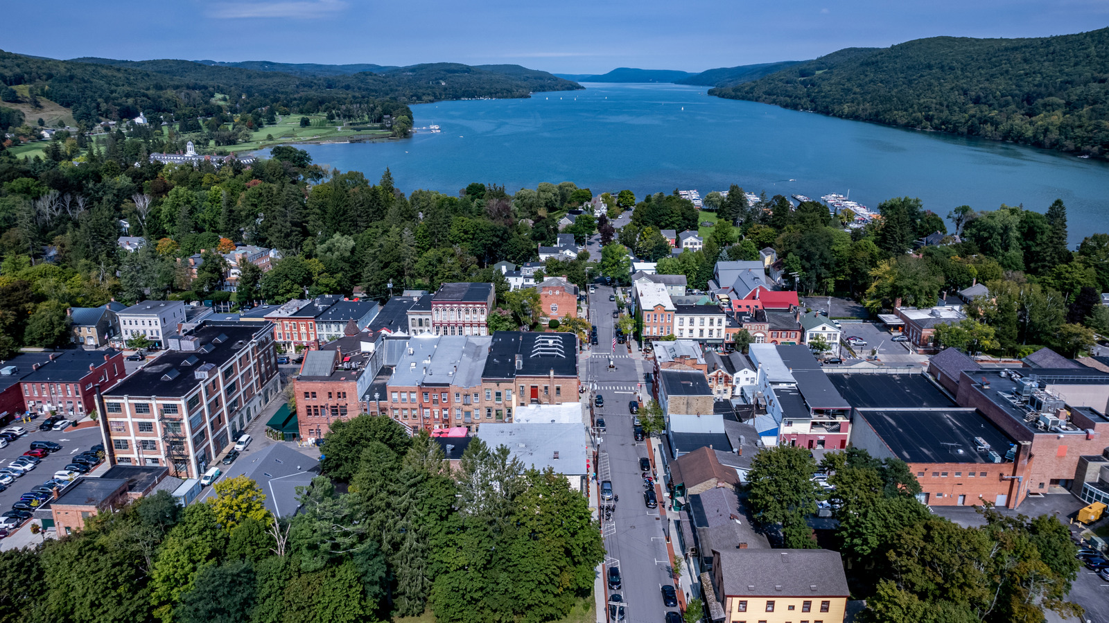 One Of New York's Best Small Lakeside Towns Is An Artsy 'Oasis Of ...
